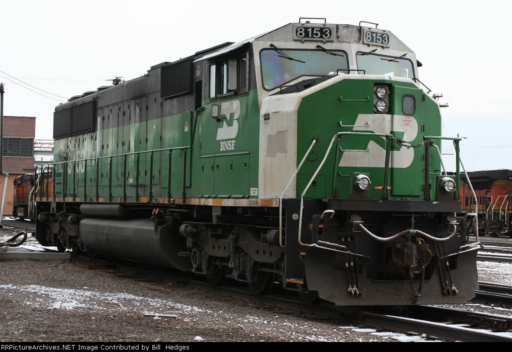 BNSF 8153